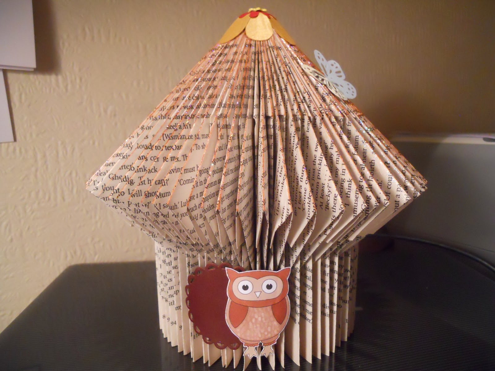 Krafty Kows: Origami Bird House